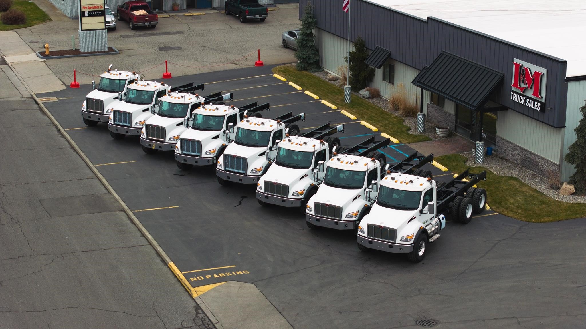 2025 PETERBILT 548 - Peters & Keatts Equipment Inc.