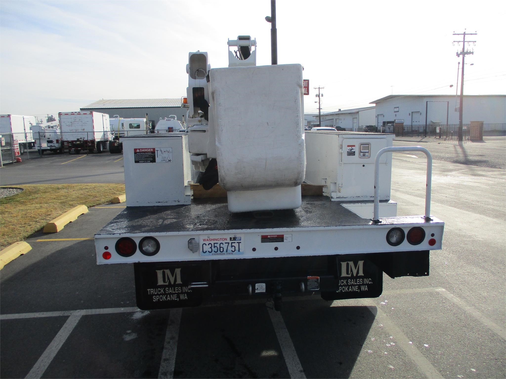 ALTEC AT37G - Peters & Keatts Equipment Inc.