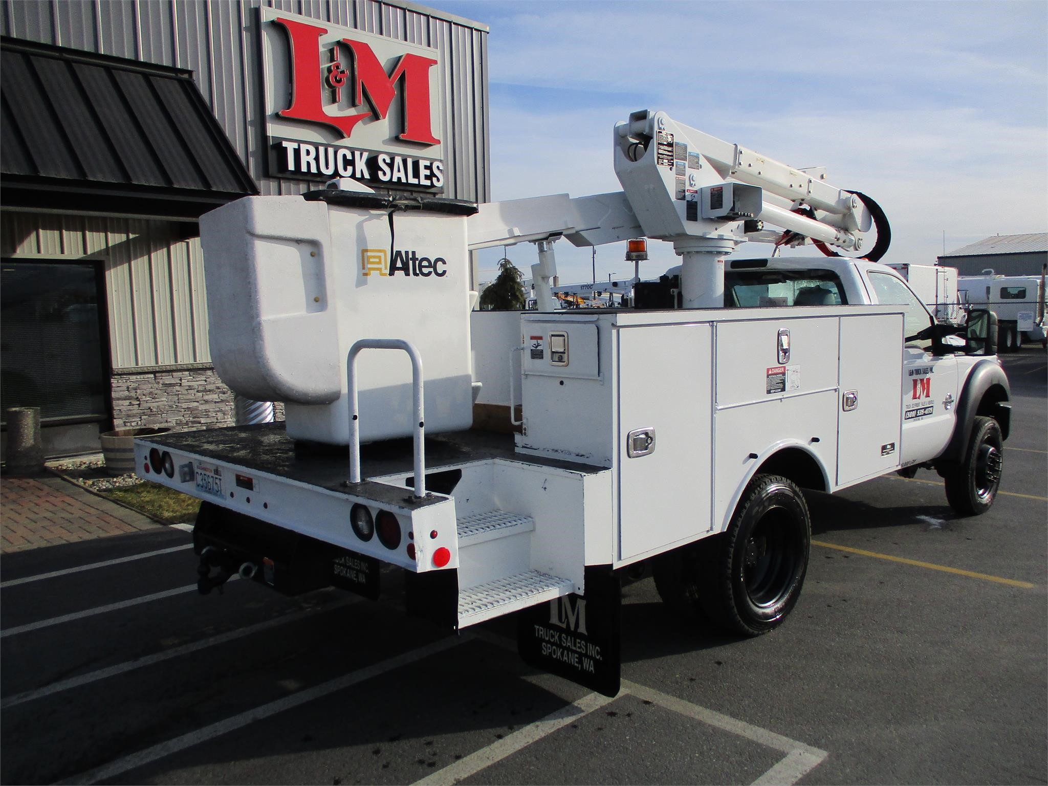 ALTEC AT37G - Peters & Keatts Equipment Inc.